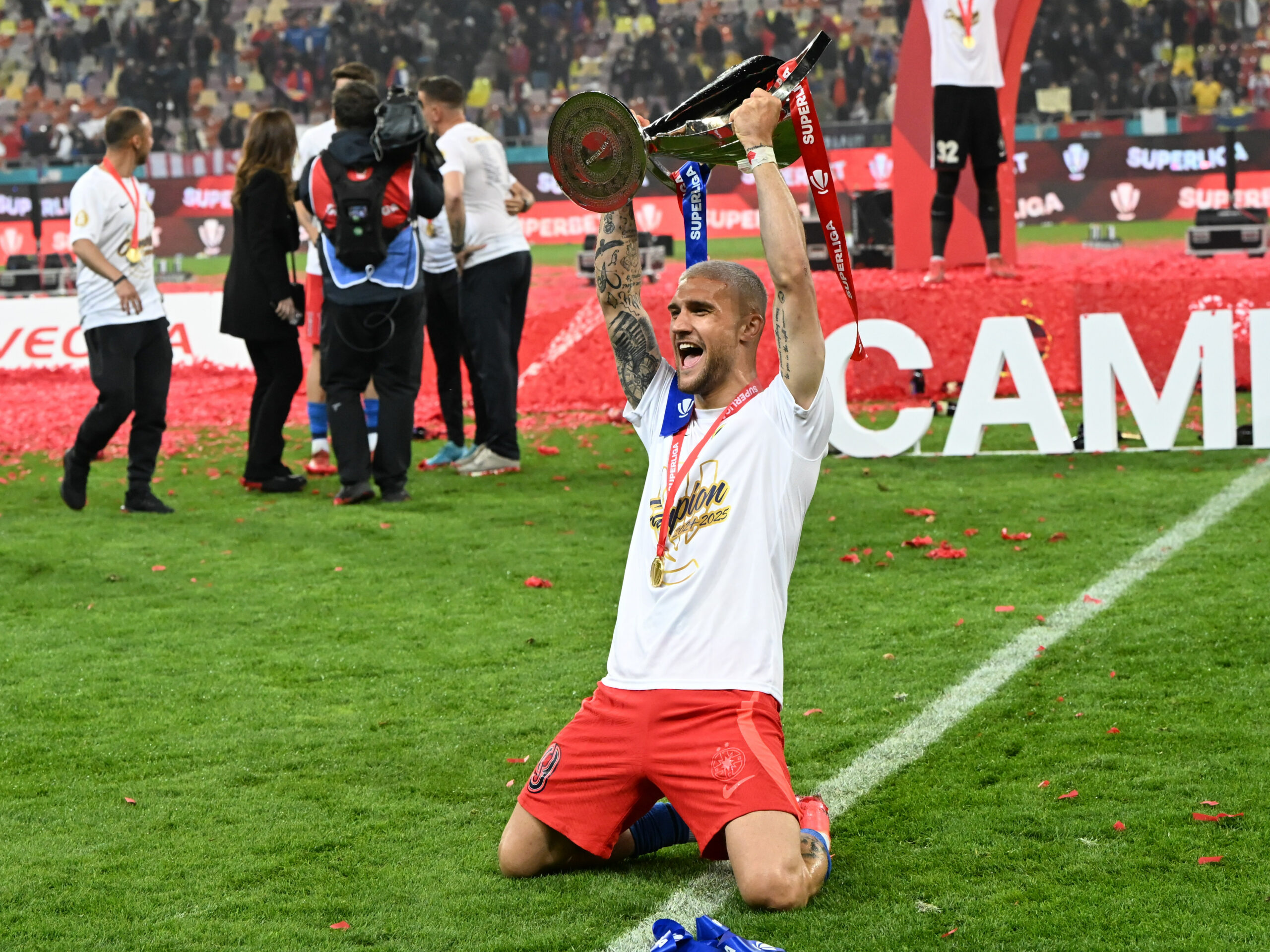 Ce au scris maghiarii despre transferul lui Daniel Bîrligea la FCSB ...