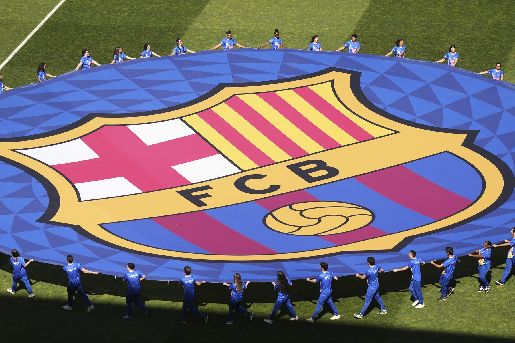 Presa din Spania reacționează după parteneriatul inedit dintre FC ...