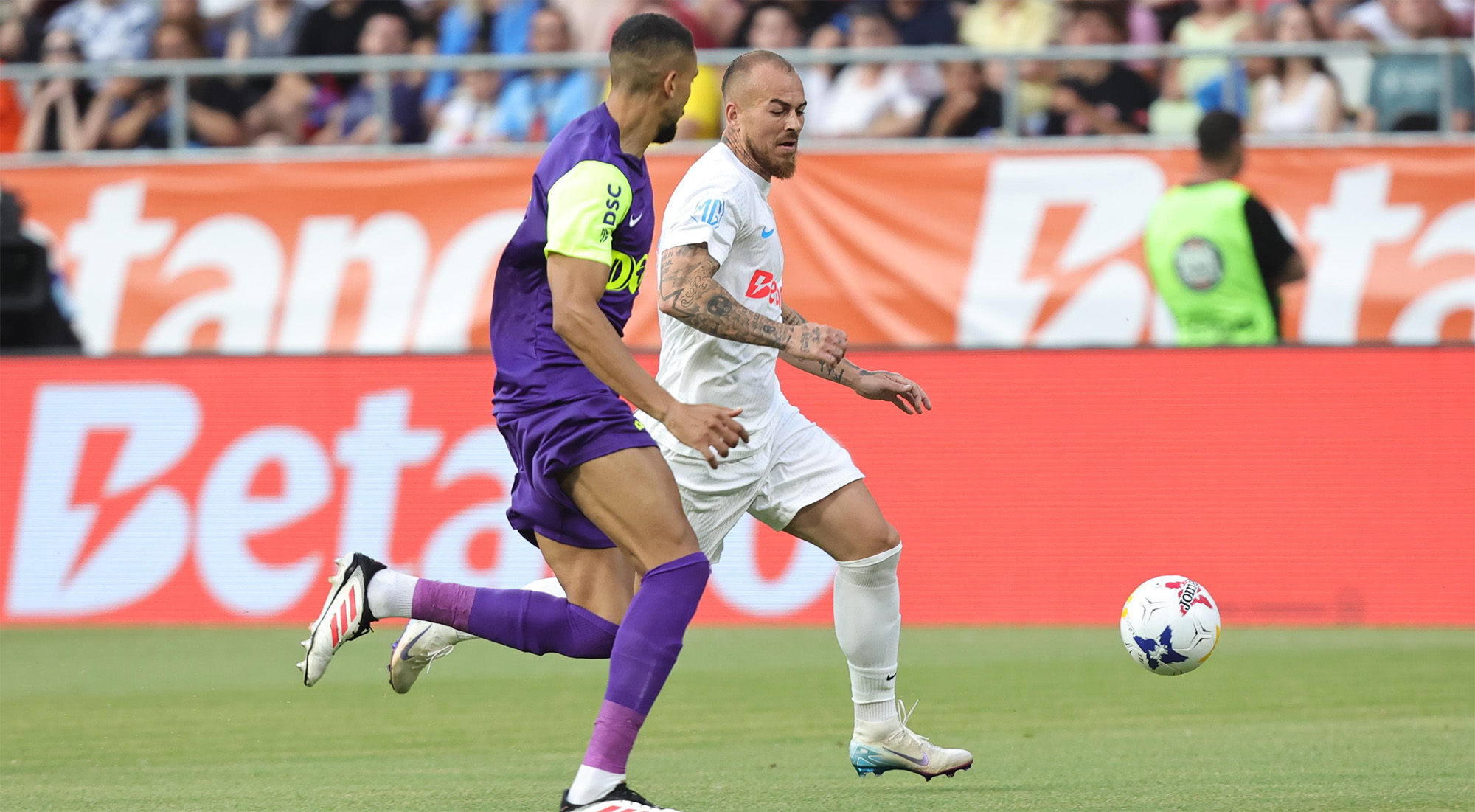 Primul diagnostic pentru Denis Alibec. Cât ar putea absenta după ...