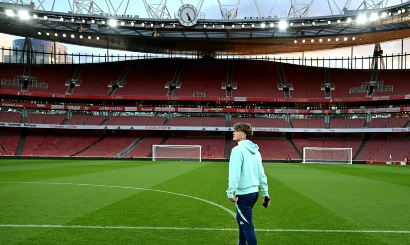 „Este cel mai bun din Anglia, din Europa și din lume”. Un copil de 15 ...