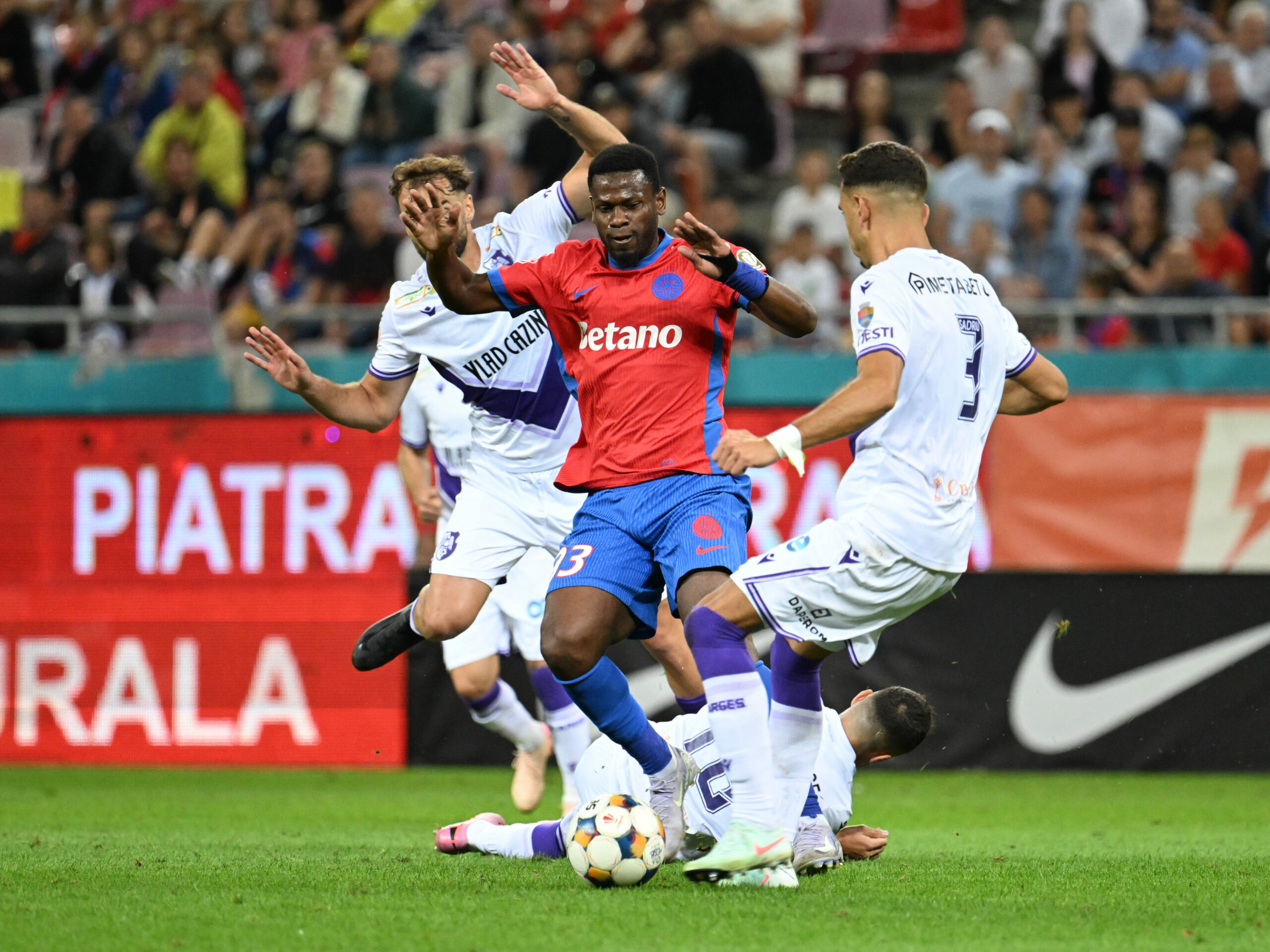 Cum l-a numit Giovanni Becali pe Thiam de la FCSB