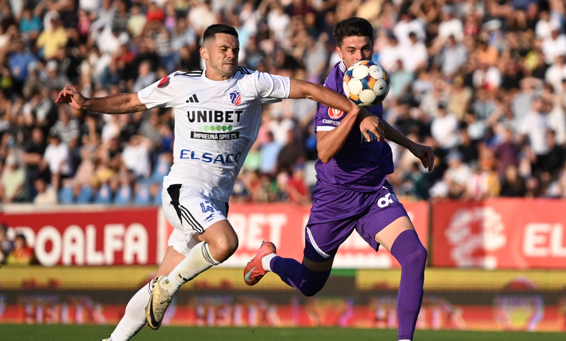 FC Botoșani - FC Argeș 3-1, în etapa 5 din Superliga. Echipa lui Leo ...
