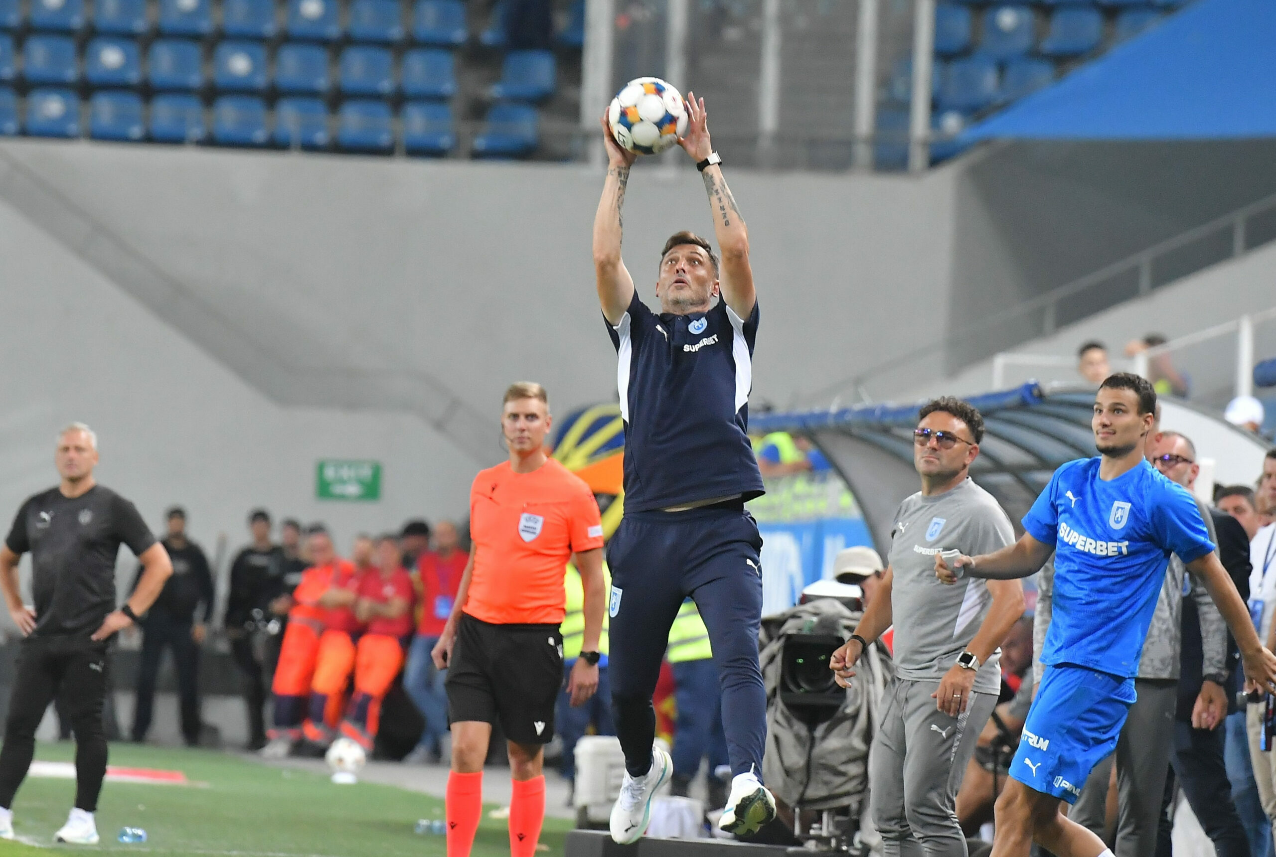 Mirel Rădoi, îngrijorat de starea fizică a echipei: „Dacă şi noi, cei ...