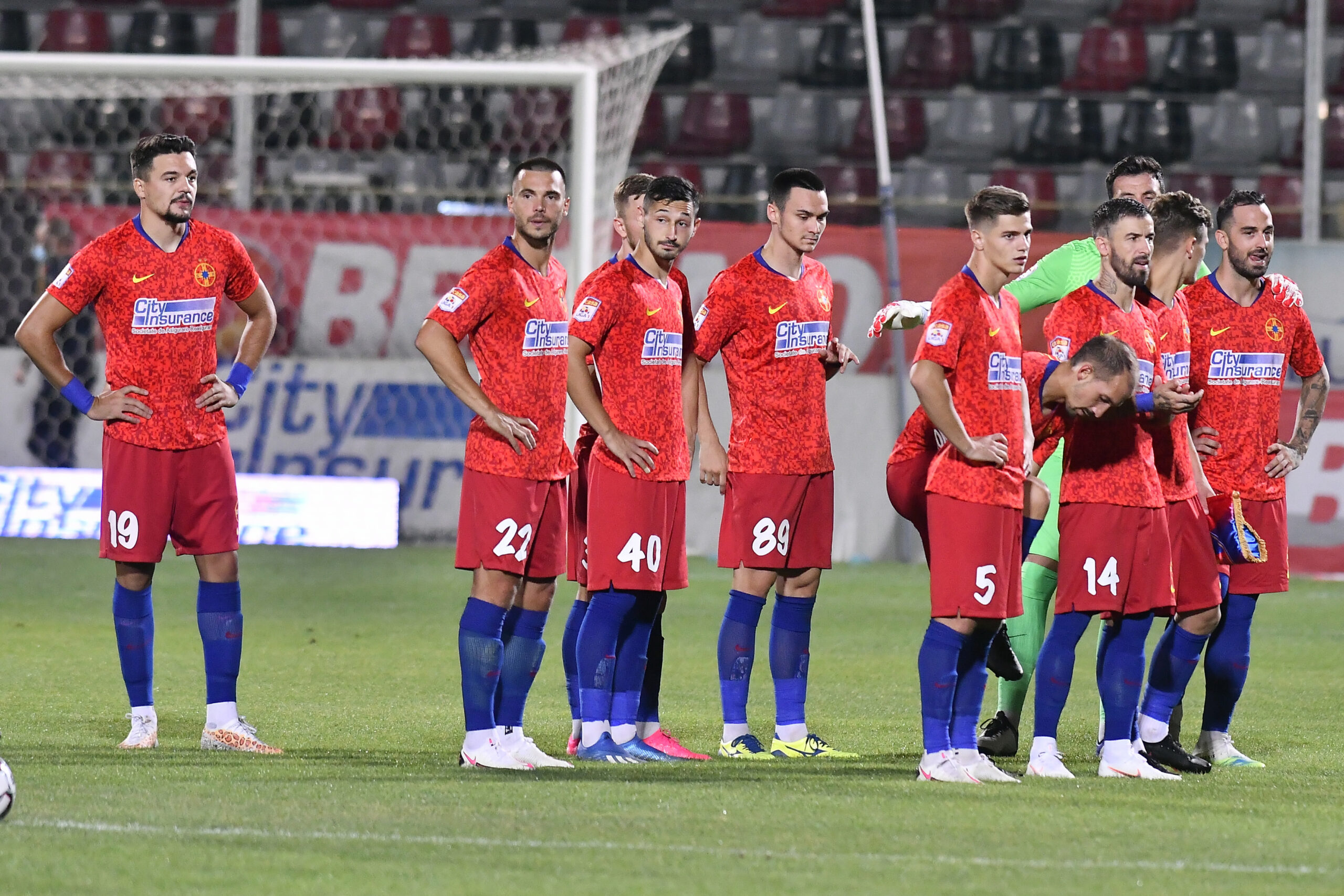 „Am trei hernii pe coloană”. Calvarul fostului atacant de la FCSB care a ajuns la un pas de ...