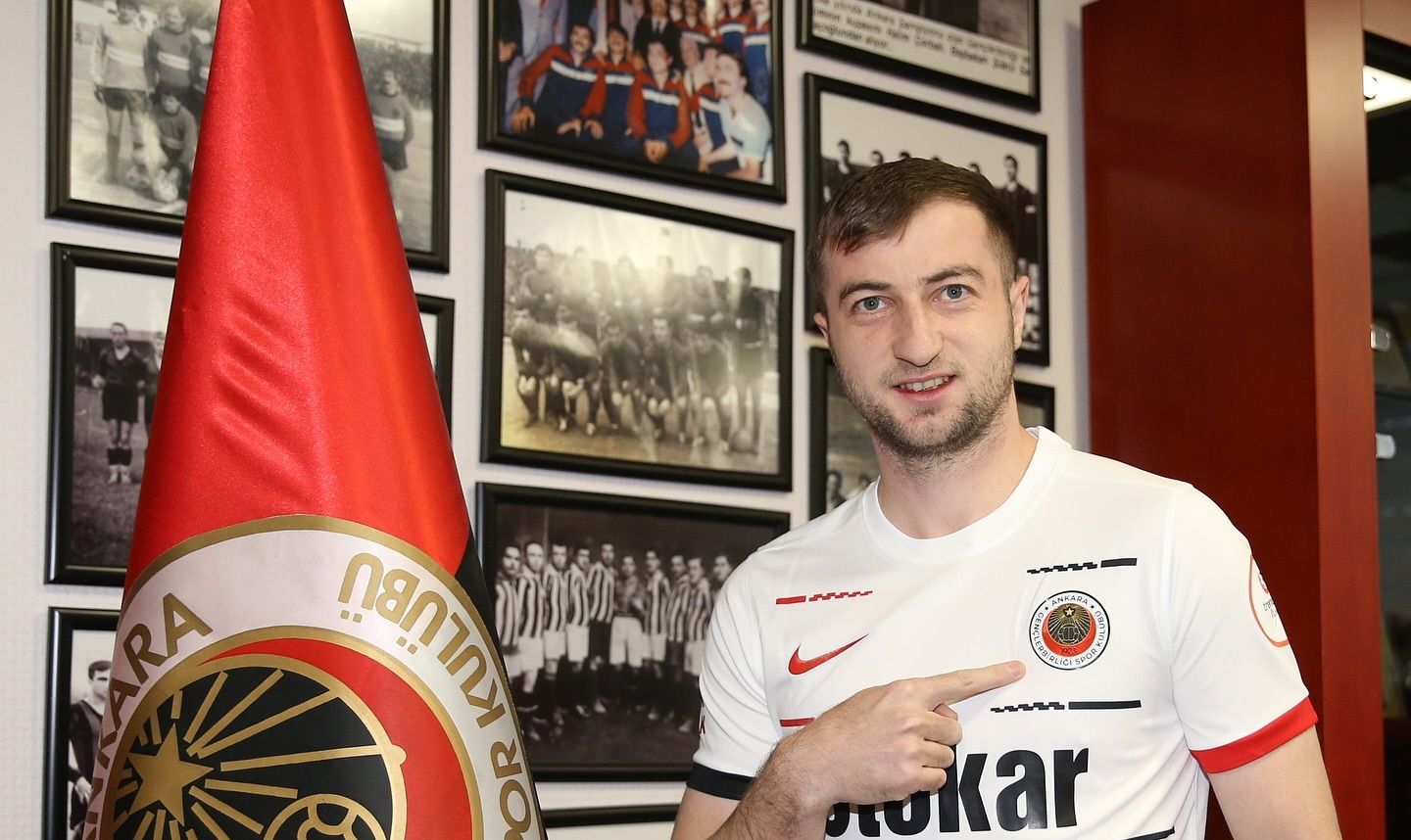 Daniel Popa a reziliat cu Genclerbirligi. „Până apare ceva sigur, stau acasă!”