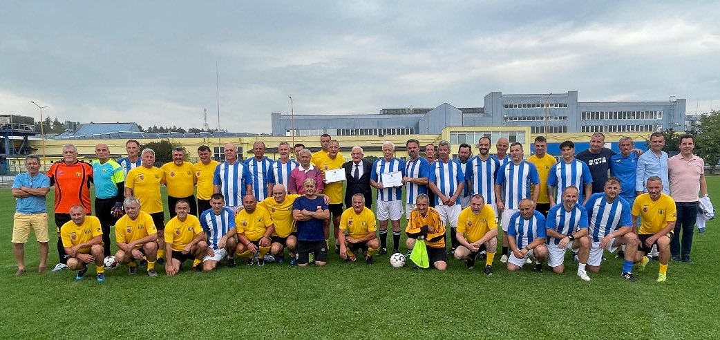 Eroul succesului fabulos cu Liverpool a revenit pe teren la 79 de ani ...