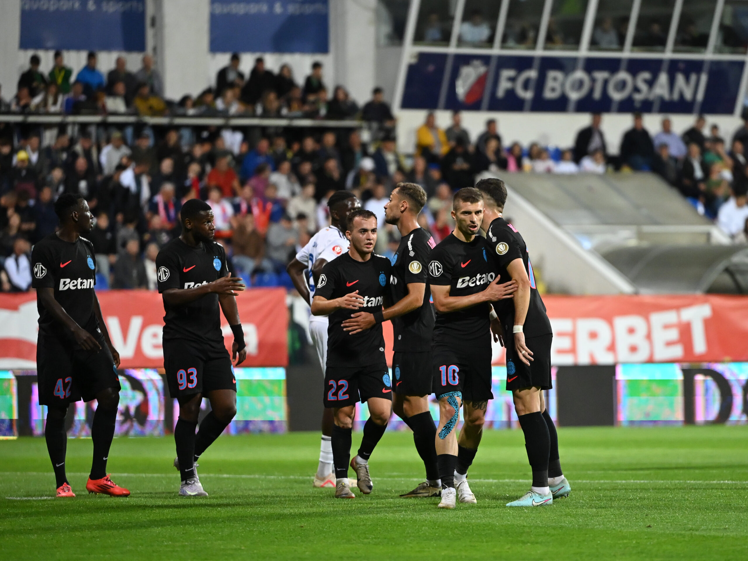 FCSB i-a pus în gardă pe olandezi. Antrenorul lui Go Ahead Eagles e sincer: „Poate fi un nou ...