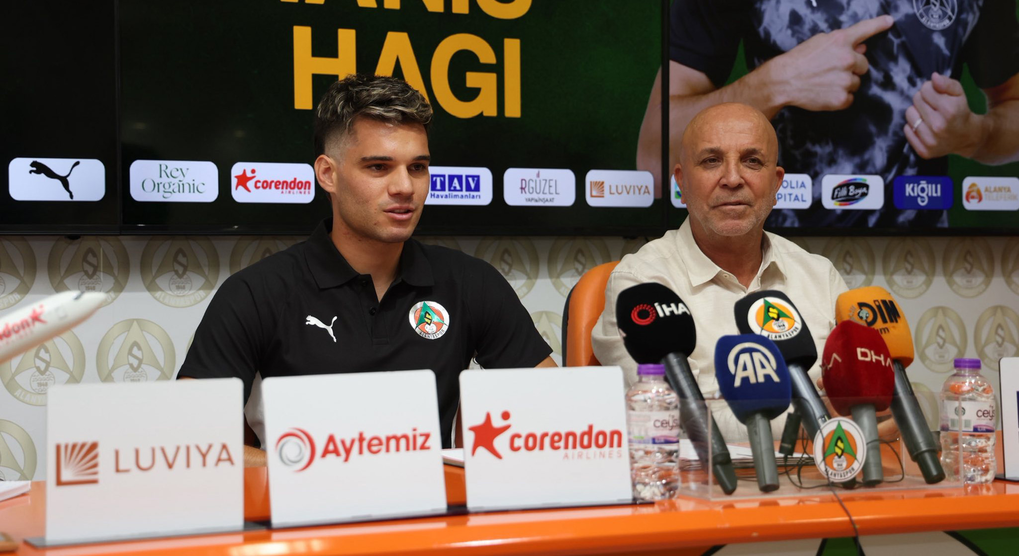 „E și fiul lui Gică Hagi”. Cum l-a numit șeful lui Ianis Hagi pe „Rege”