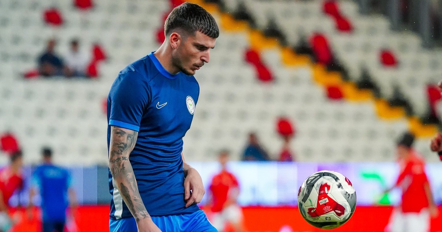 Ce au spus turcii după ce Mihăilă a înscris cu un „trasor” de la 55 de ...