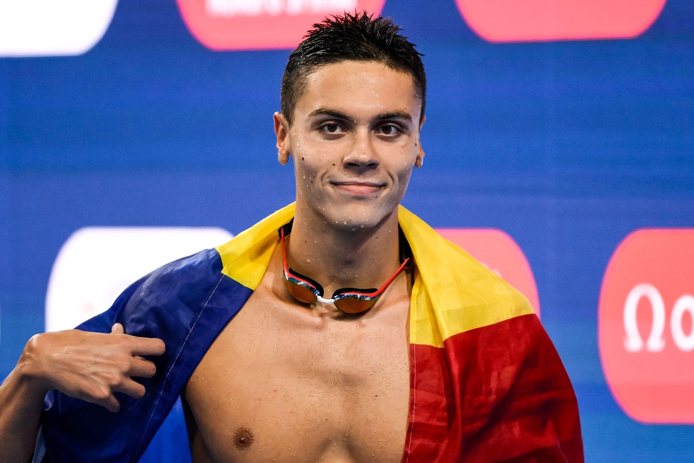 David Popovici, alături de Victor Rebengiuc și Mircea Cărtărescu. Ce ...