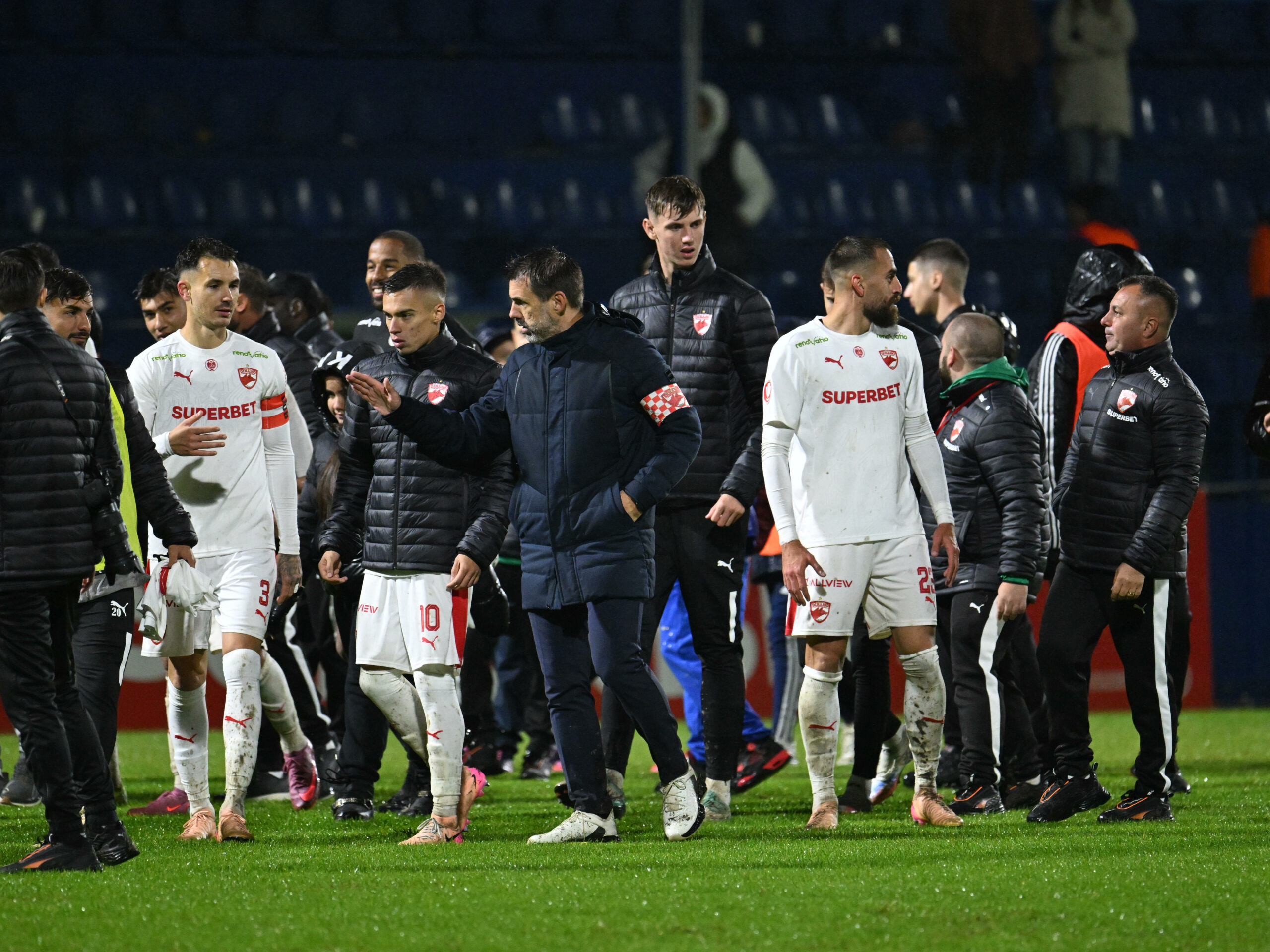 Kopic a luat decizia pentru că a simțit că fotbalistul lui Dinamo e „vânat” de arbitri