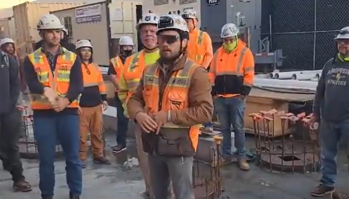 Campionul neașteptat l-a bătut măr pe favorit și apoi s-a întors la ...