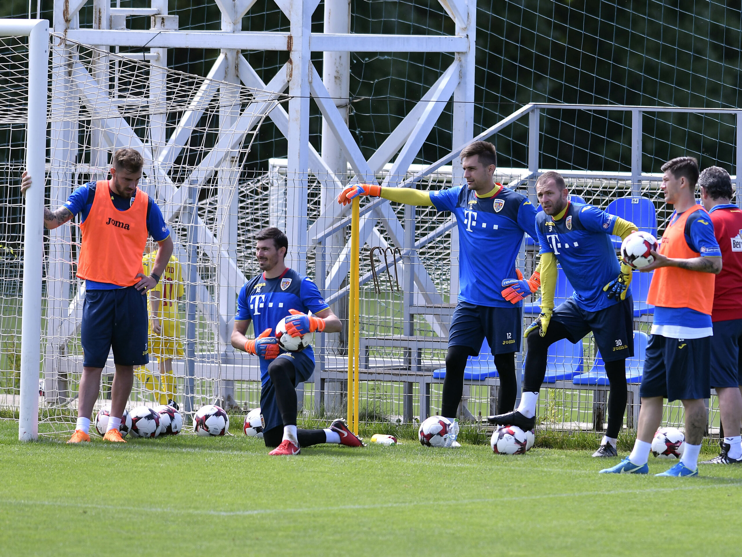 FCSB sau Steaua? Fostul portar al naționalei timp de un deceniu n-a ...