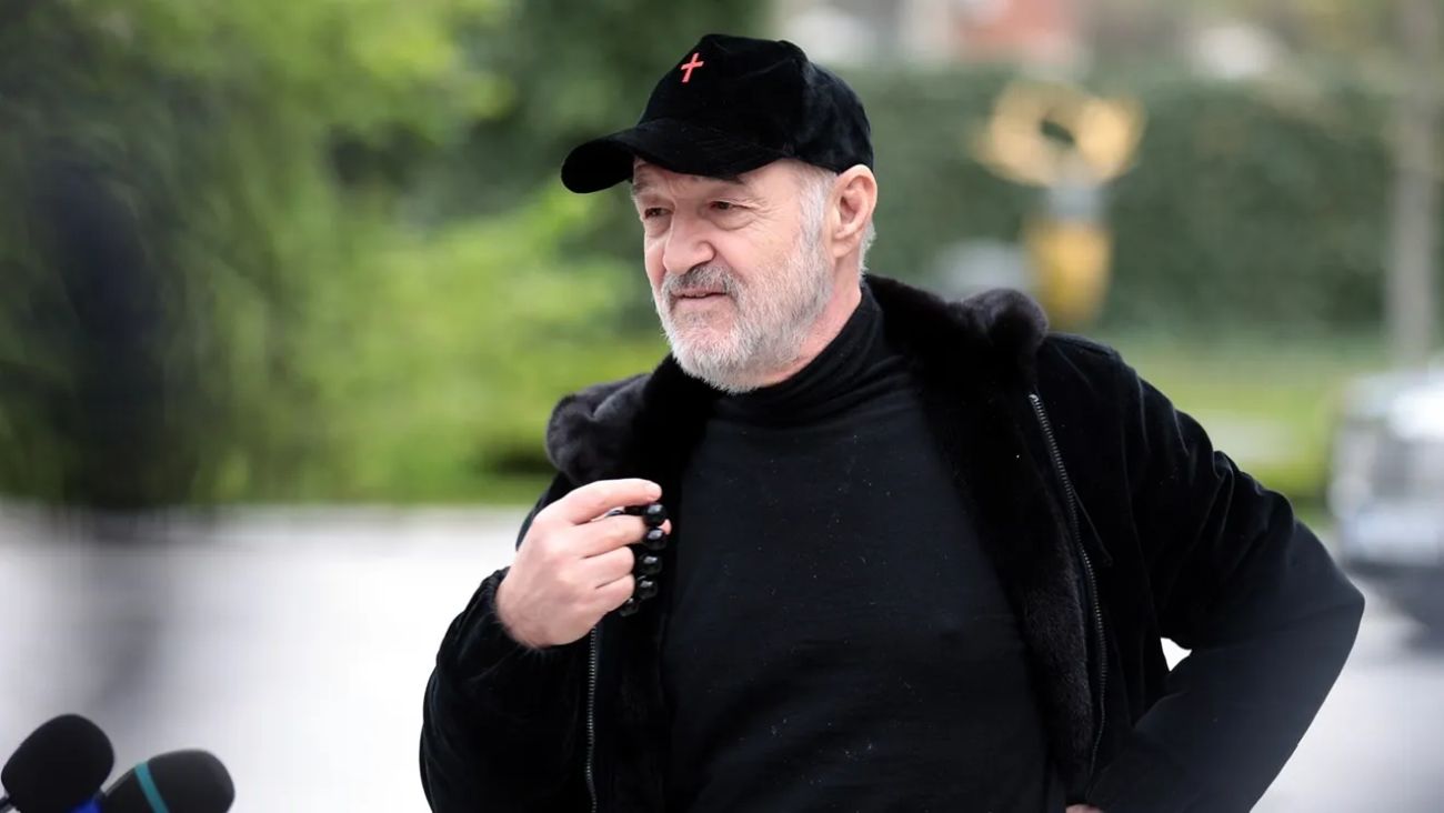 Gigi Becali îi dă 30.000 de euro pe lună: „Trebuie să-l am. E dirijor!”