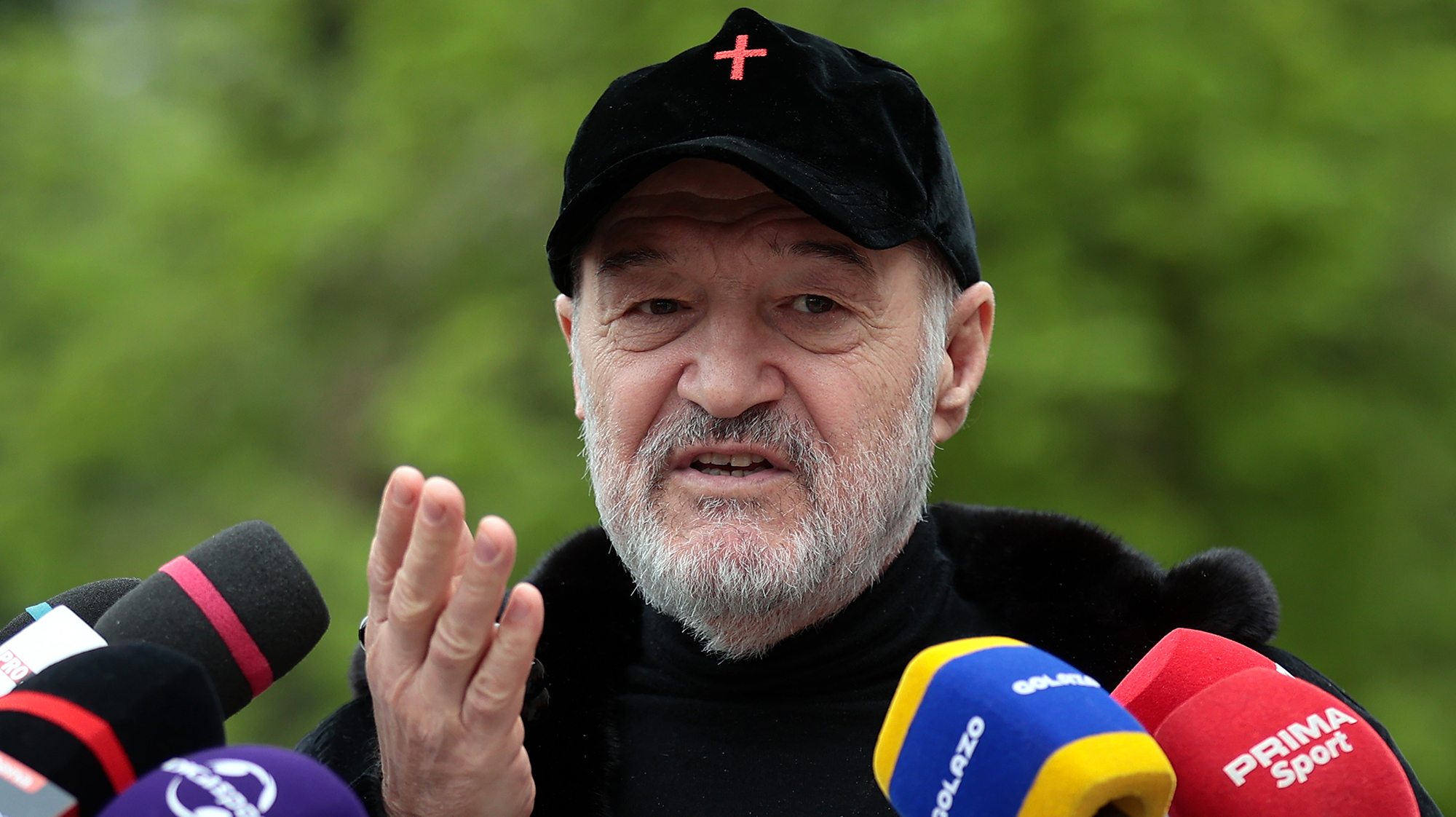 Gigi Becali l-a demolat în direct după FCSB - Petrolul: „Nu știu ce să ...