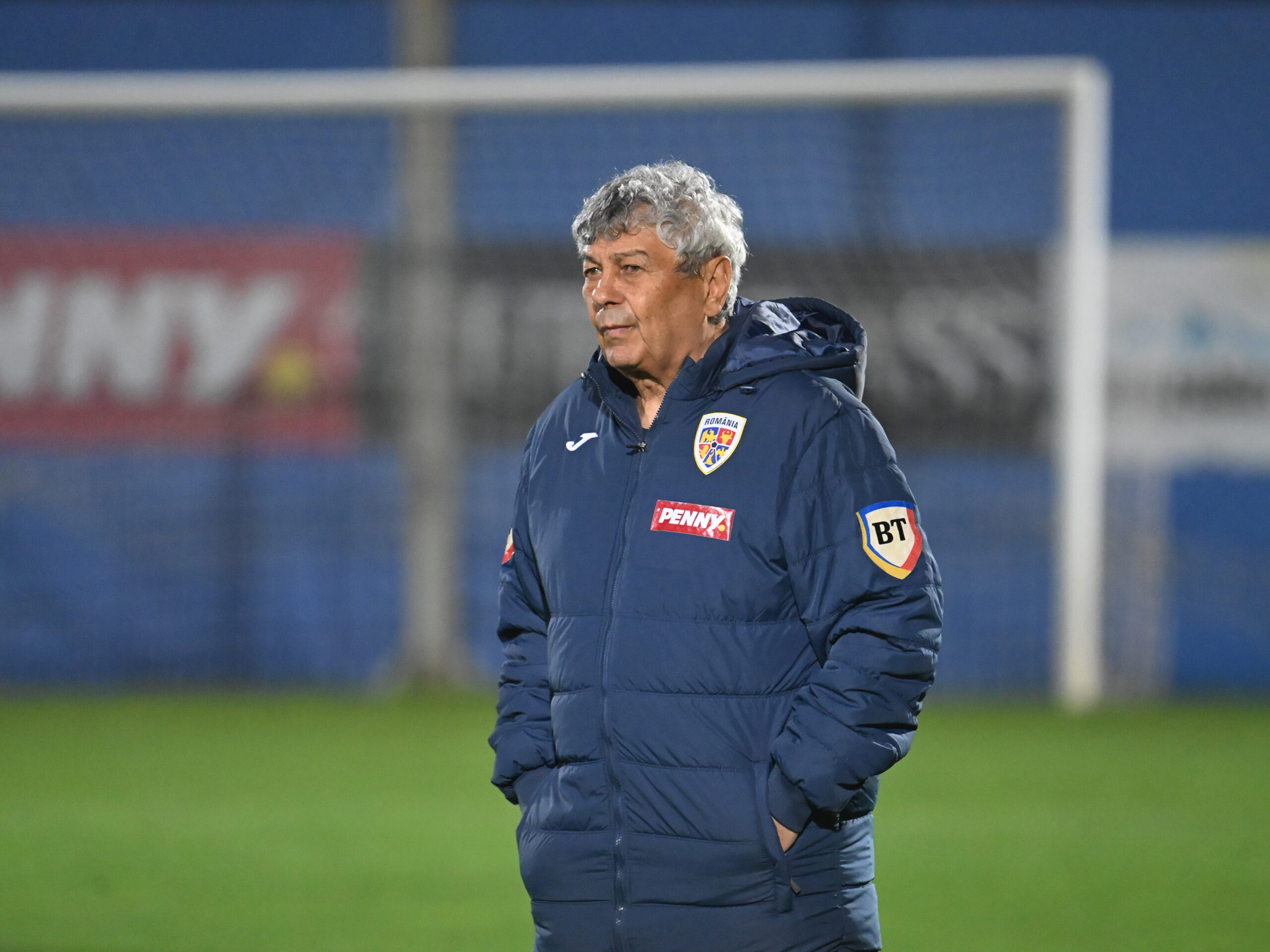 Mircea Lucescu a anunțat cei doi fotbaliști noi cu care începe barajul pentru CM