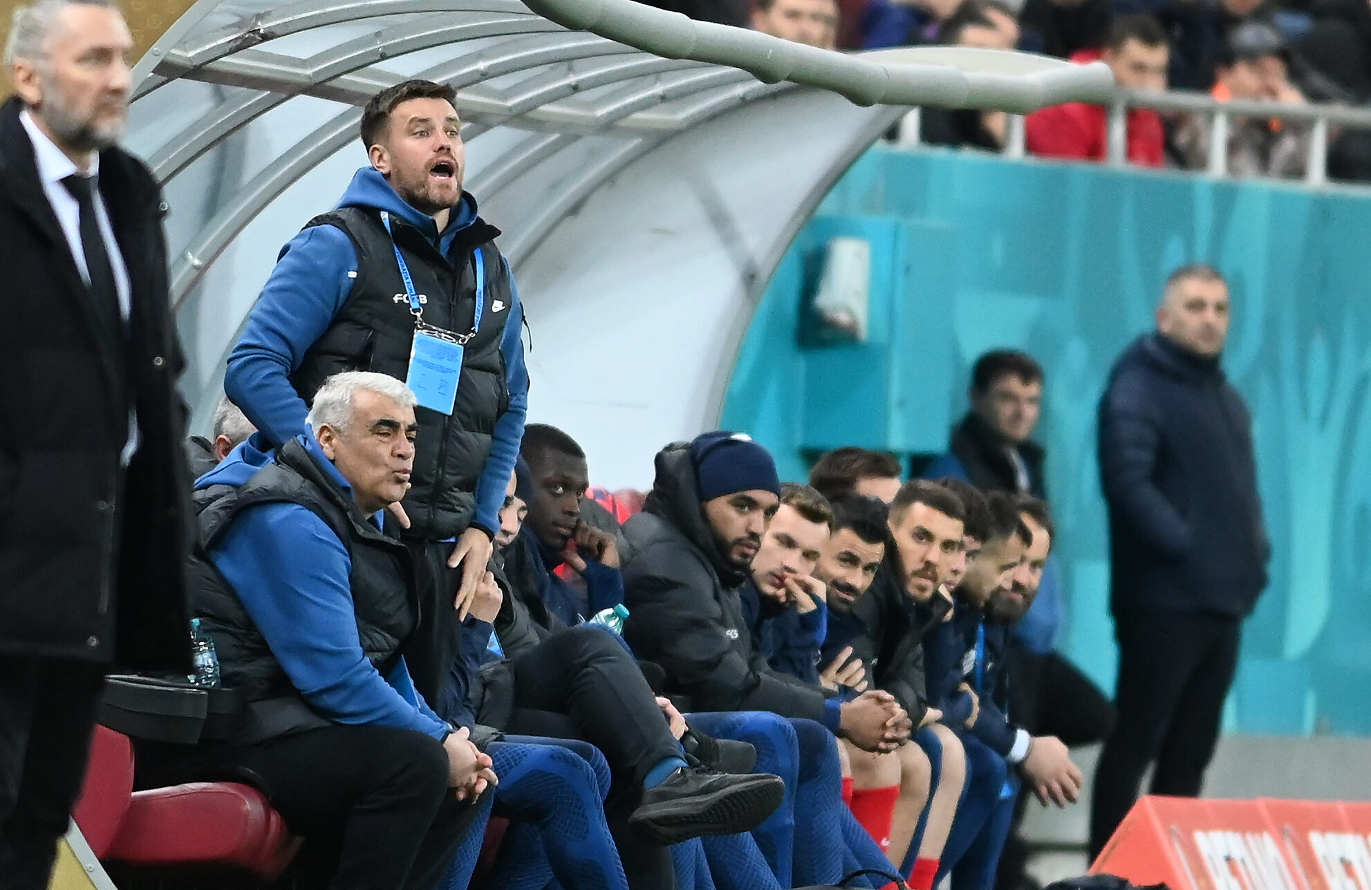 Unde a putut să ajungă fostul antrenor de la FCSB! Clubul a făcut ...