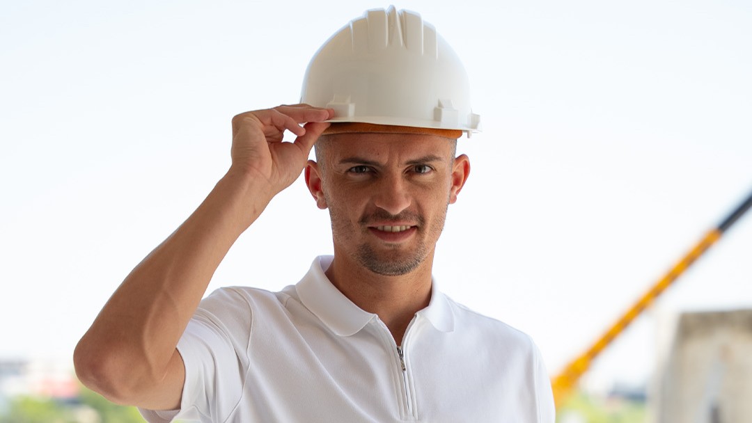 Florin Tănase a devenit milionar din imobiliare și a plătit 3.000 de ...