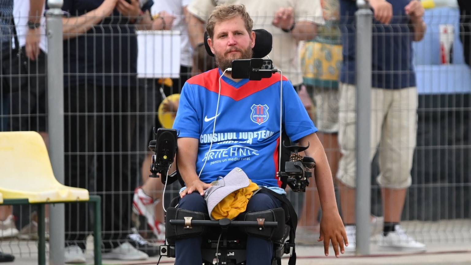 Mihai Neșu s-a întâlnit cu un preot pe Muntele Athos. Ce i-a spus acolo, când erau doar ei, i-a ...