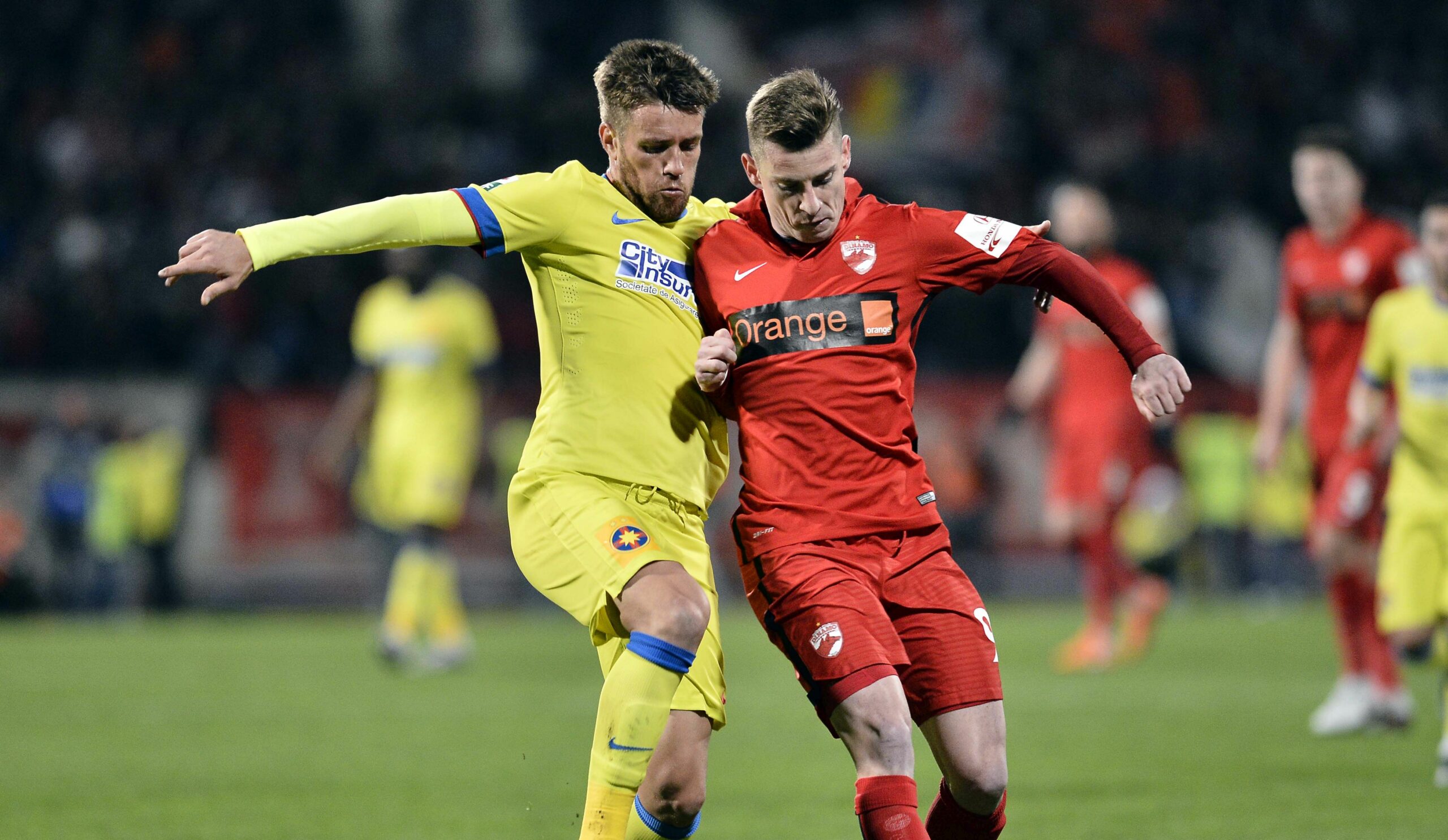 Derby-ul Dinamo - FCSB, în ligile inferioare: Valentin Lazăr se luptă ...