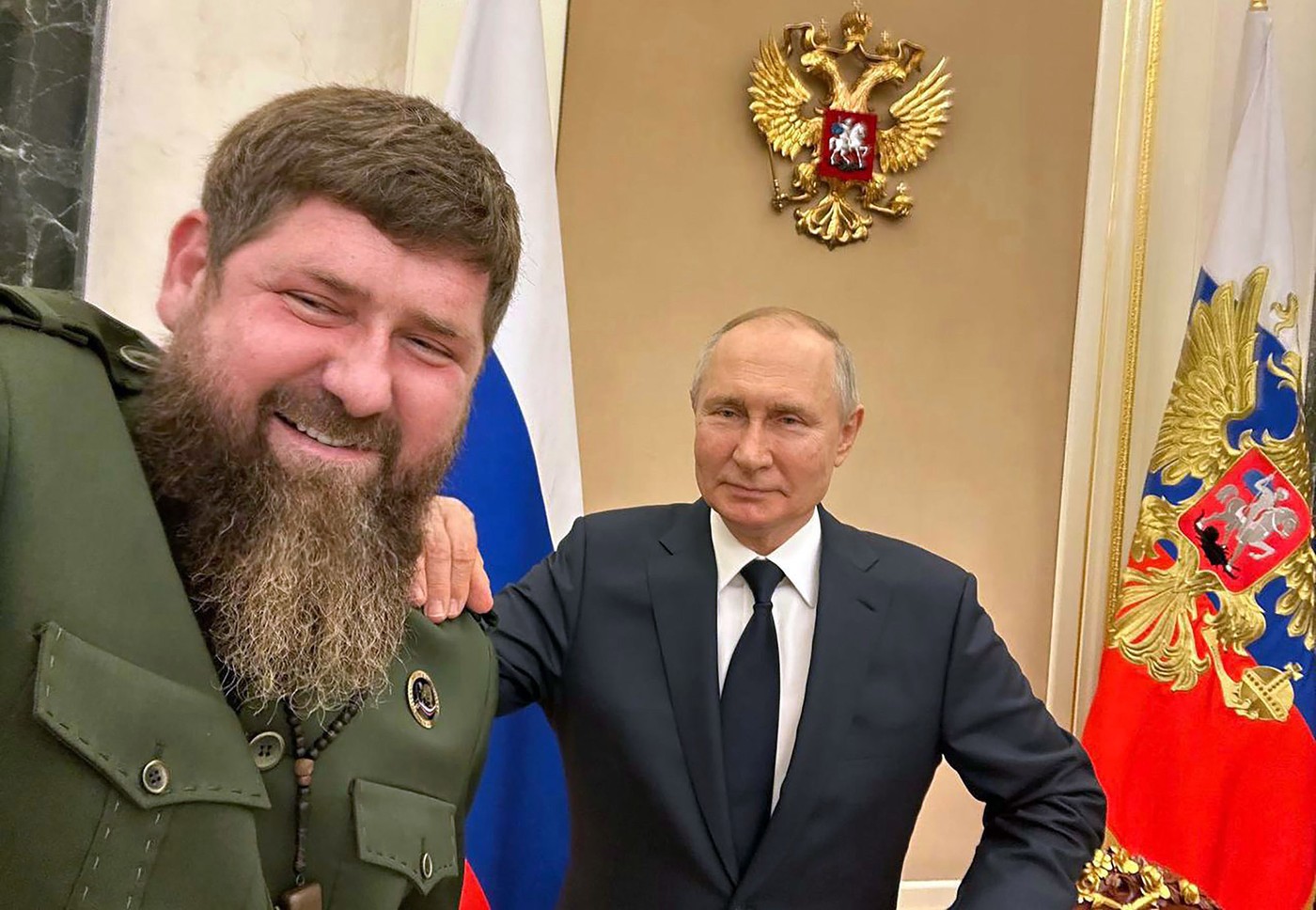 Putin caută înlocuitor pentru Kadîrov, liderul cecen care i-a dat 100. ...