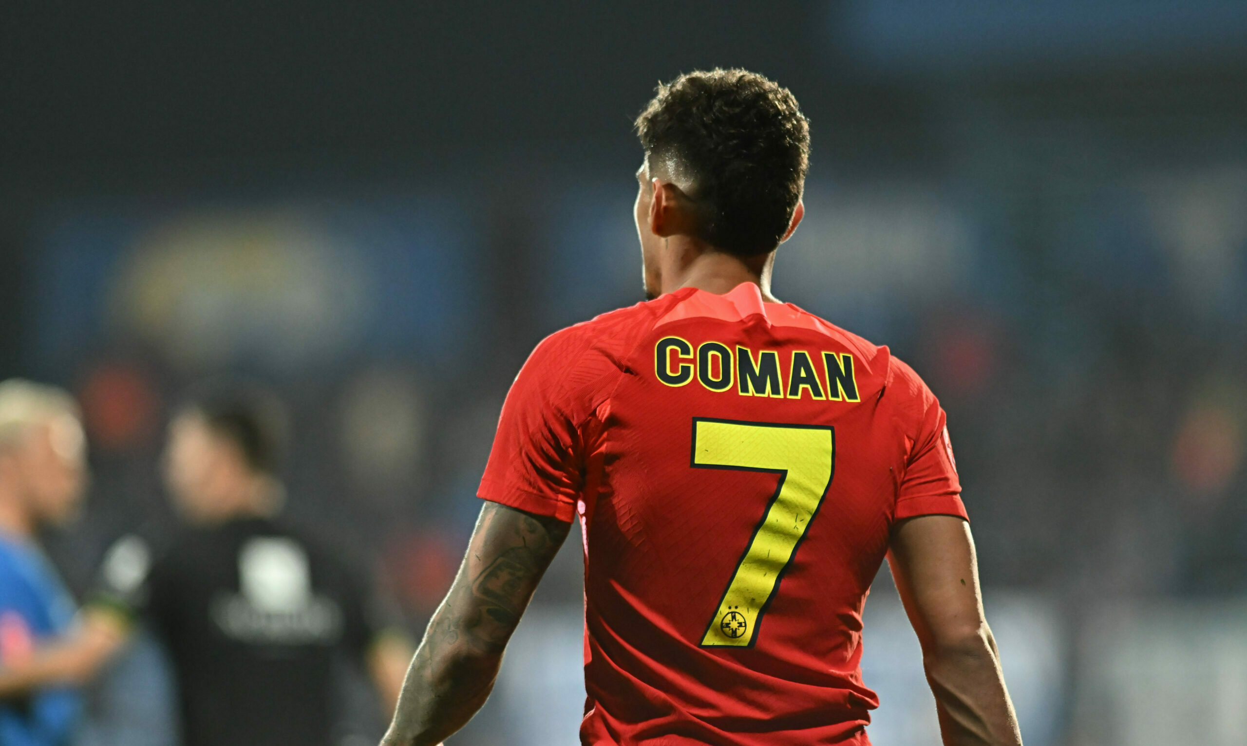 Florinel Coman poate fi primul transfer de titlu al lui Mirel Rădoi ...