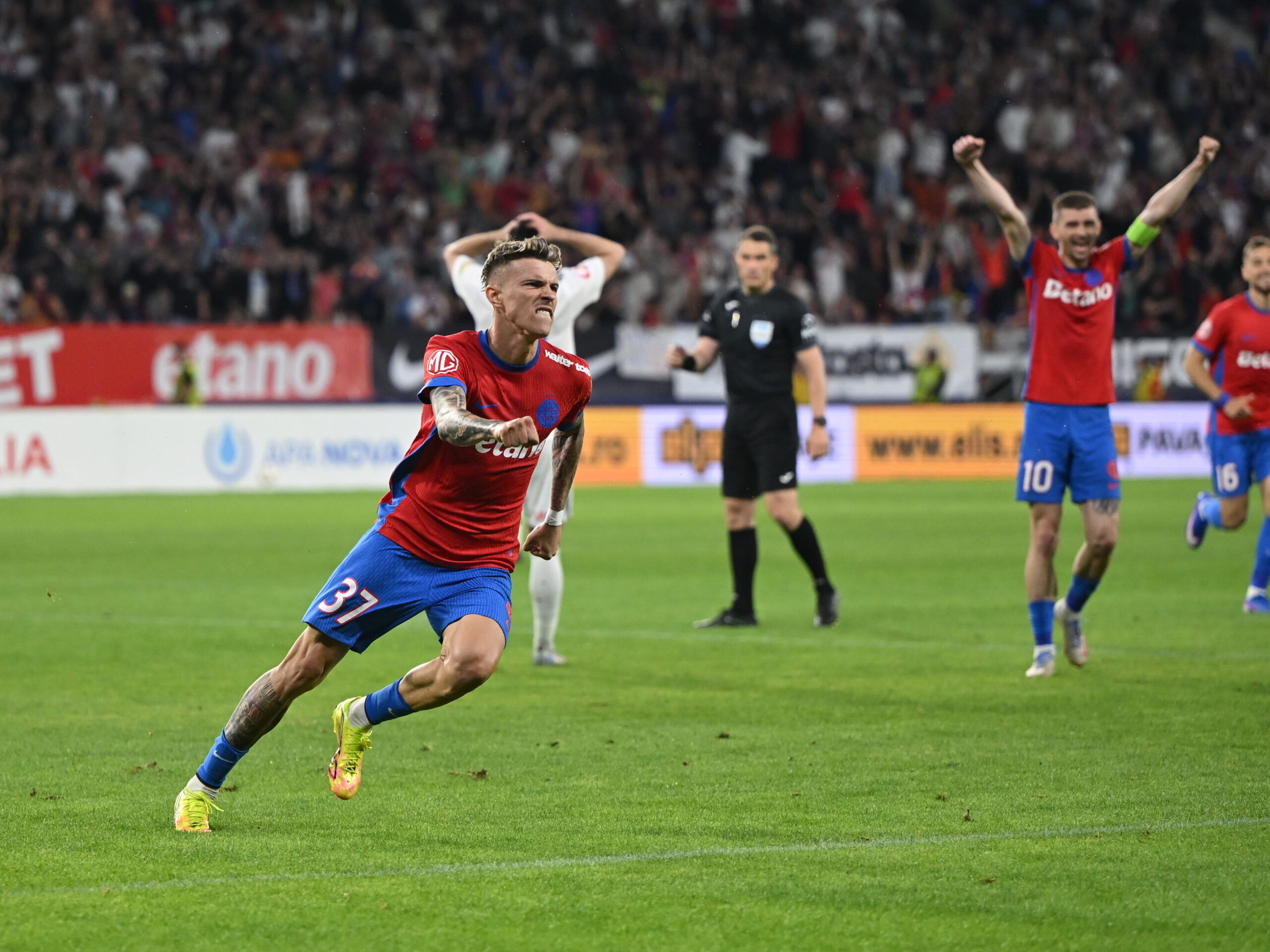 Un gol a schimbat totul! FCSB a luat decizia despre transferul lui Tavi ...