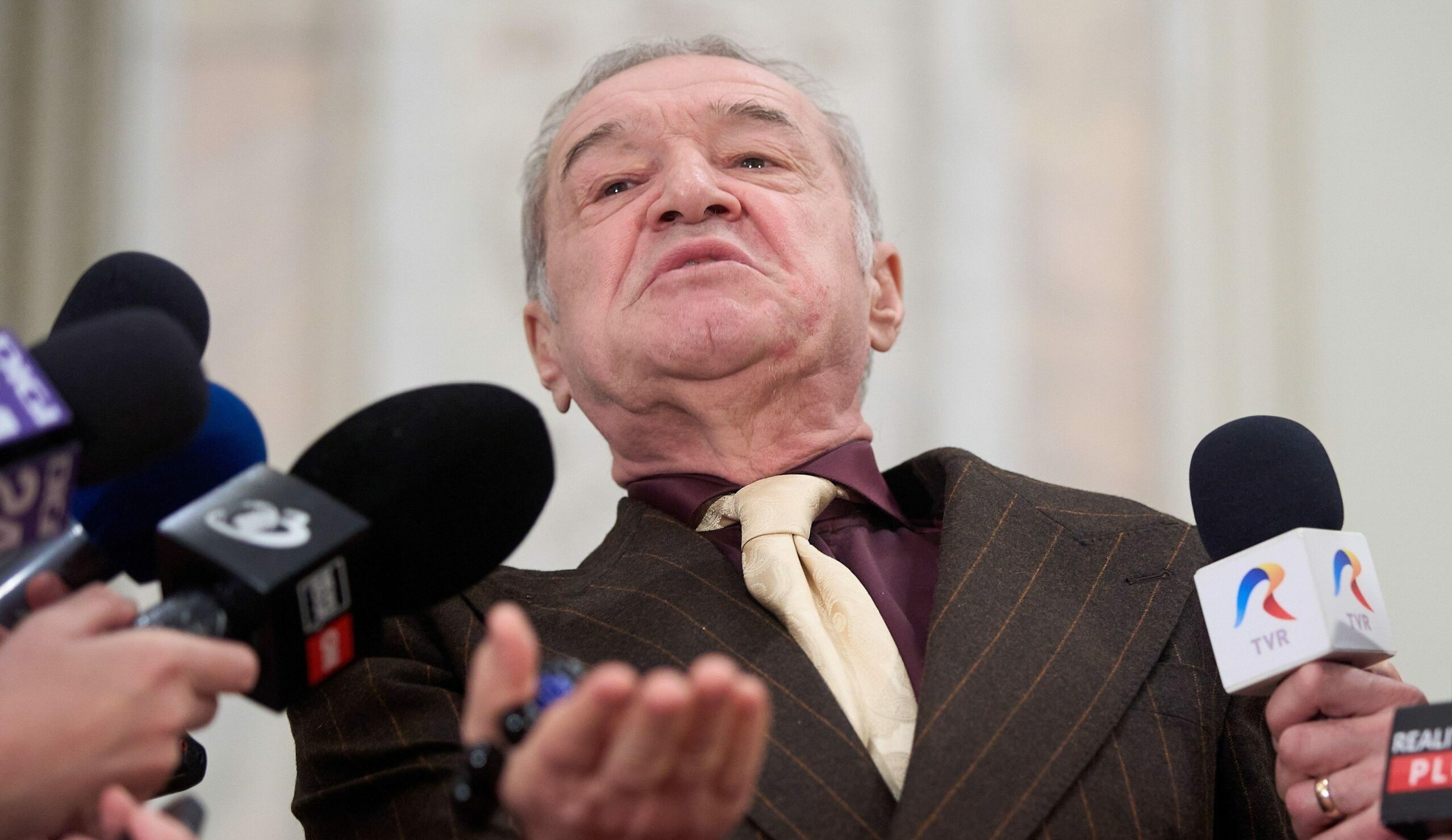 Gigi Becali, dialog incredibil cu Vali Moraru! A făcut IUREȘ: „Ce ...